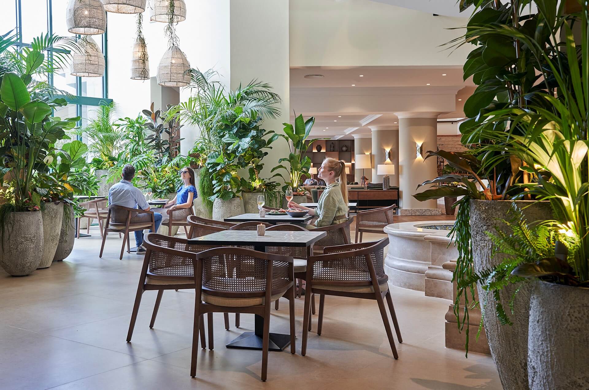 The Cliff Bay renova Lower Lobby